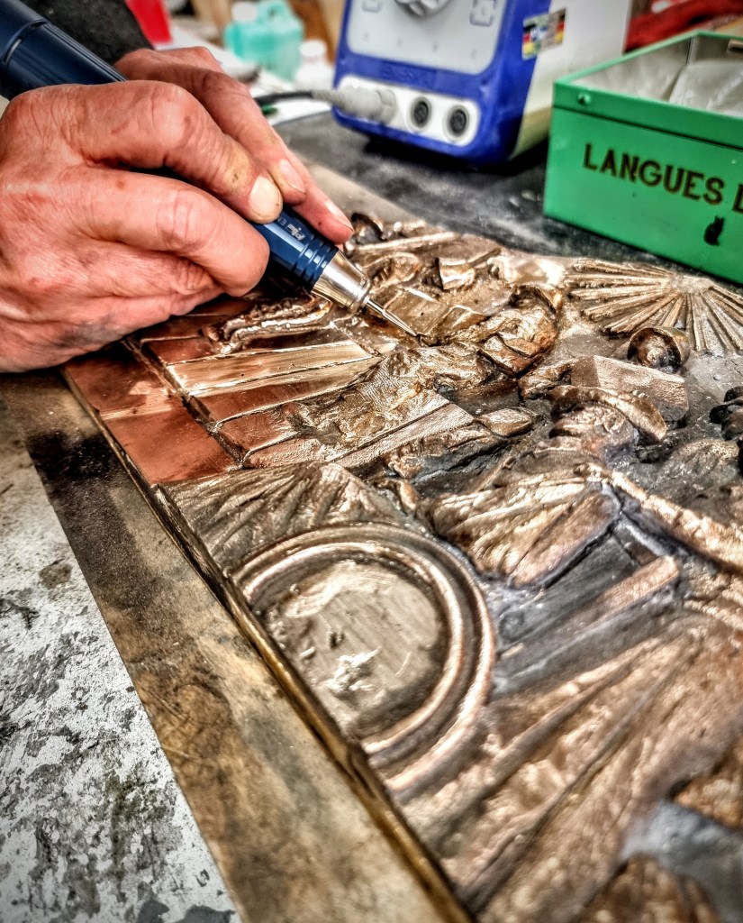 BRONZE CASTING FOR ARCHITECTURE AND DESIGN - Hoxton Bronze Casting